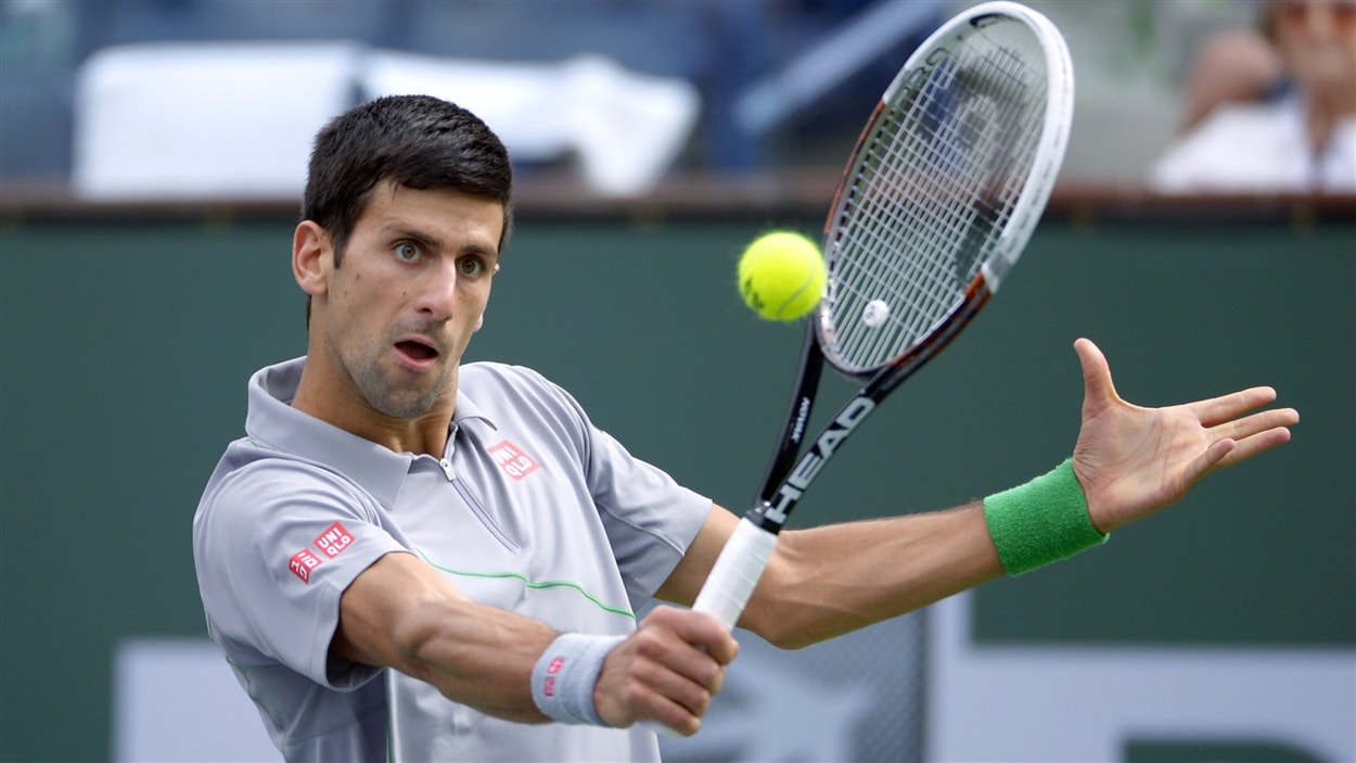 Djokovic en huitièmes de finale | Radio-Canada
