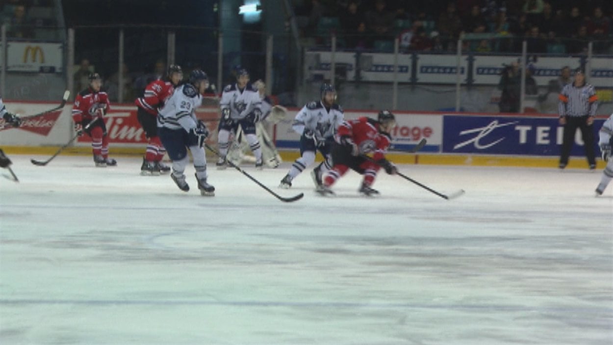 Les Remparts concluent leur saison avec une victoire contre l'Océanic ...