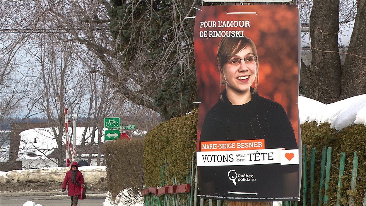 Québec solidaire : engouement chez les jeunes rimouskois | Radio-Canada