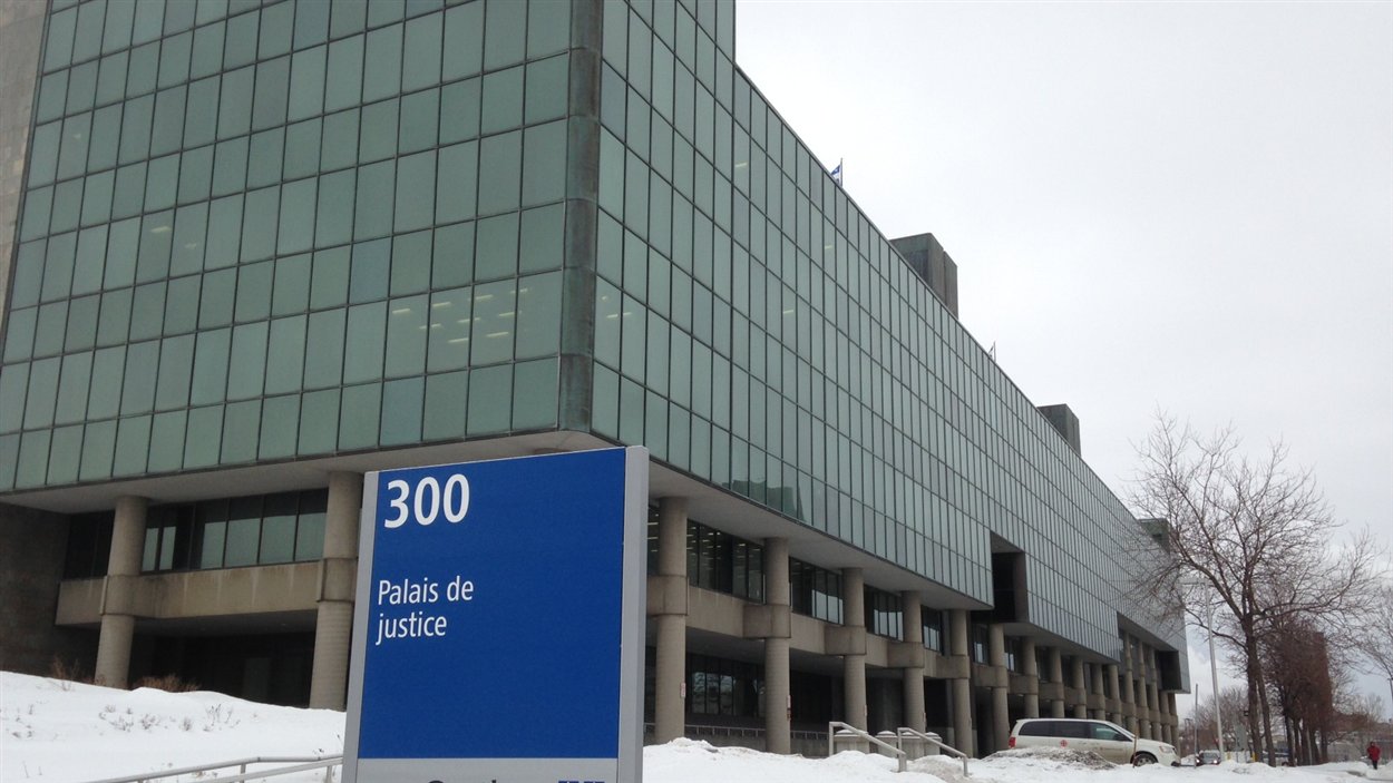 9 ans de prison pour un vol de 20 $ | Radio-Canada