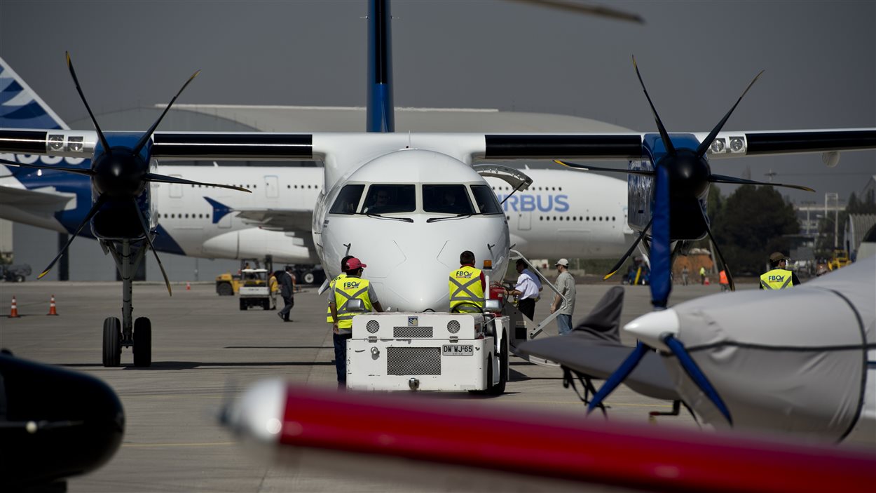 Une entente de 160 M$ pour cinq appareils Q400 de Bombardier | Radio-Canada