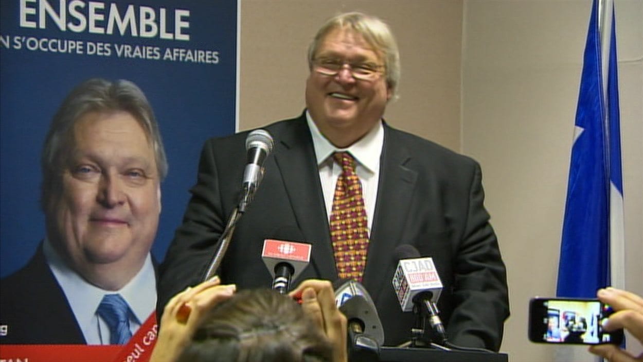 Gaétan Barrette élu dans La Pinière | Élections Québec 2014 | Radio ...