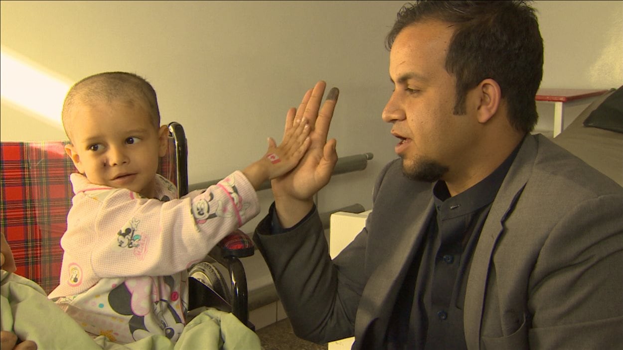 Le drame en Afghanistan, l'espoir au Canada | Radio-Canada