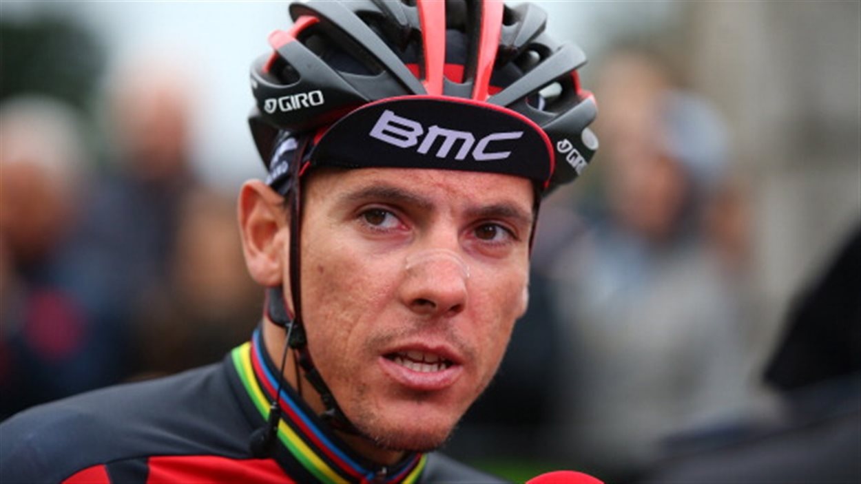 Gilbert renoue avec la victoire | Radio-Canada