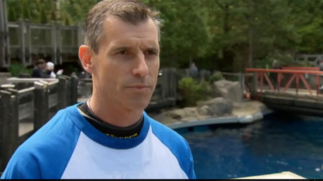 Un nageur d'exception à l'Aquarium de Vancouver pour le Jour de la Terre | Radio-Canada