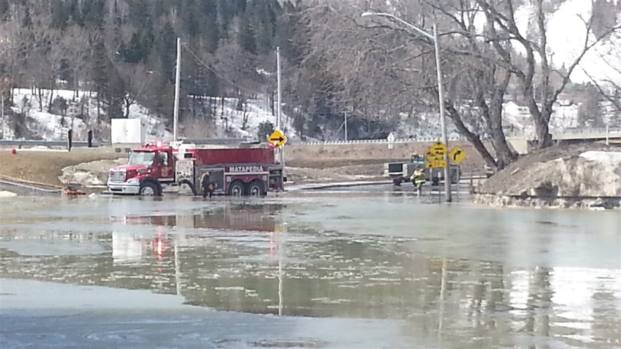 L'embâcle cède sur la rivière Restigouche | Radio-Canada.ca