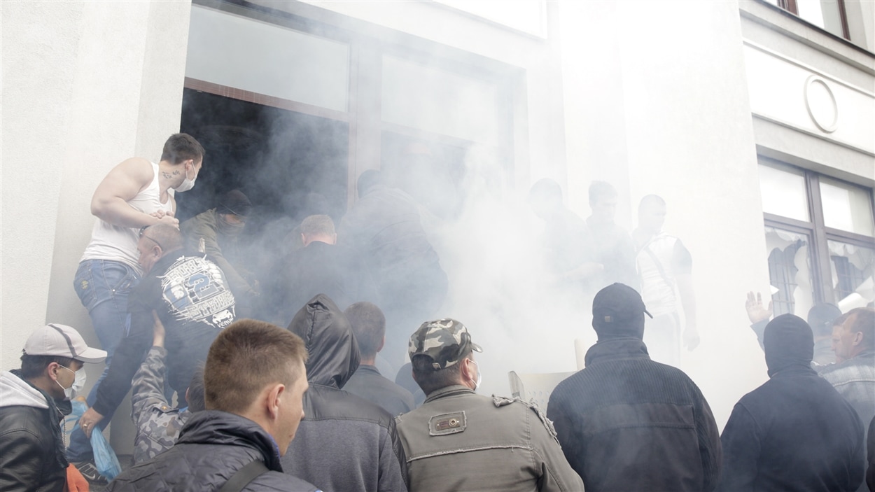 Ukraine : nouvel assaut des prorusses | Radio-Canada