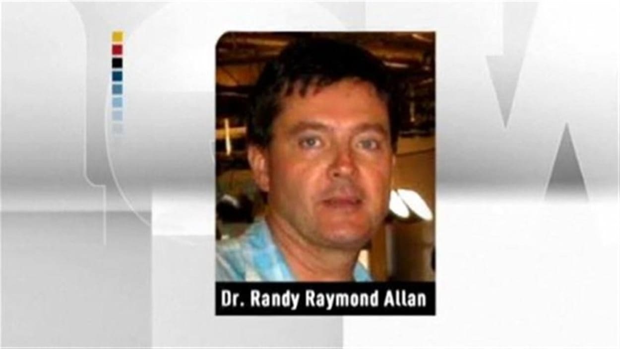 Nouveaux ennuis pour le médecin suspendu Randy Allan | Radio-Canada