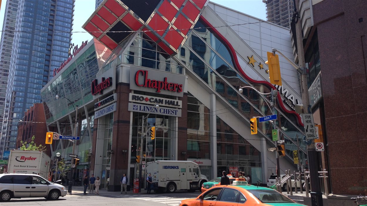 Indigo ferme une sixième librairie à Toronto | Radio-Canada