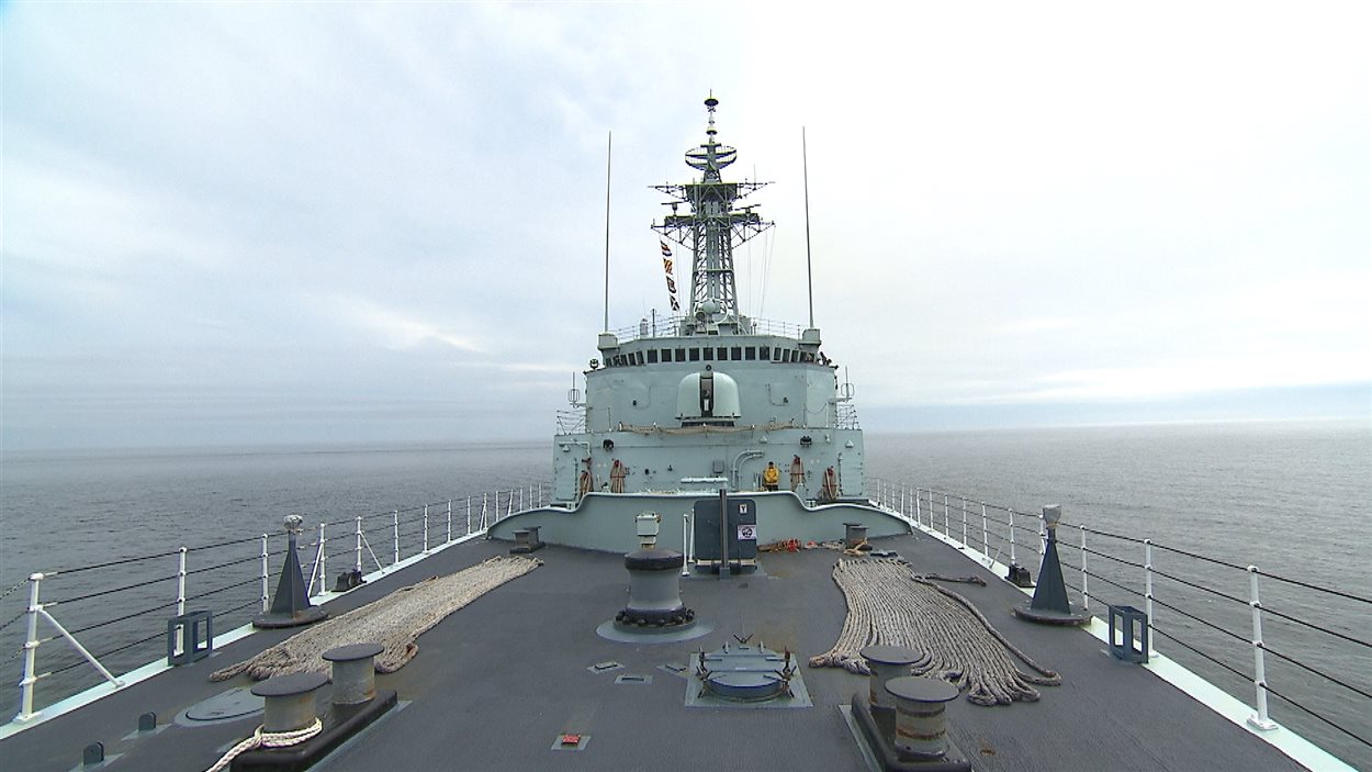 La vie à bord du NCSM Athabaskan | Radio-Canada