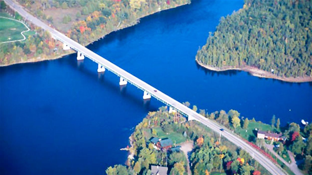 Remplacement du pont des Allumettes : le député de Pontiac s'impatiente ...