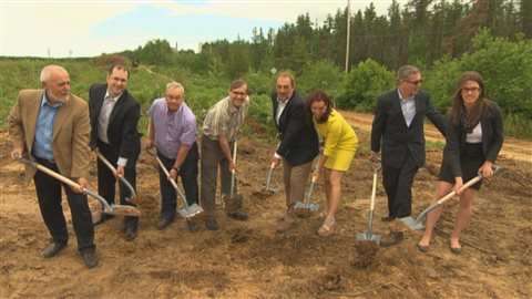 Lancement des travaux des Serres Toundra | Radio-Canada
