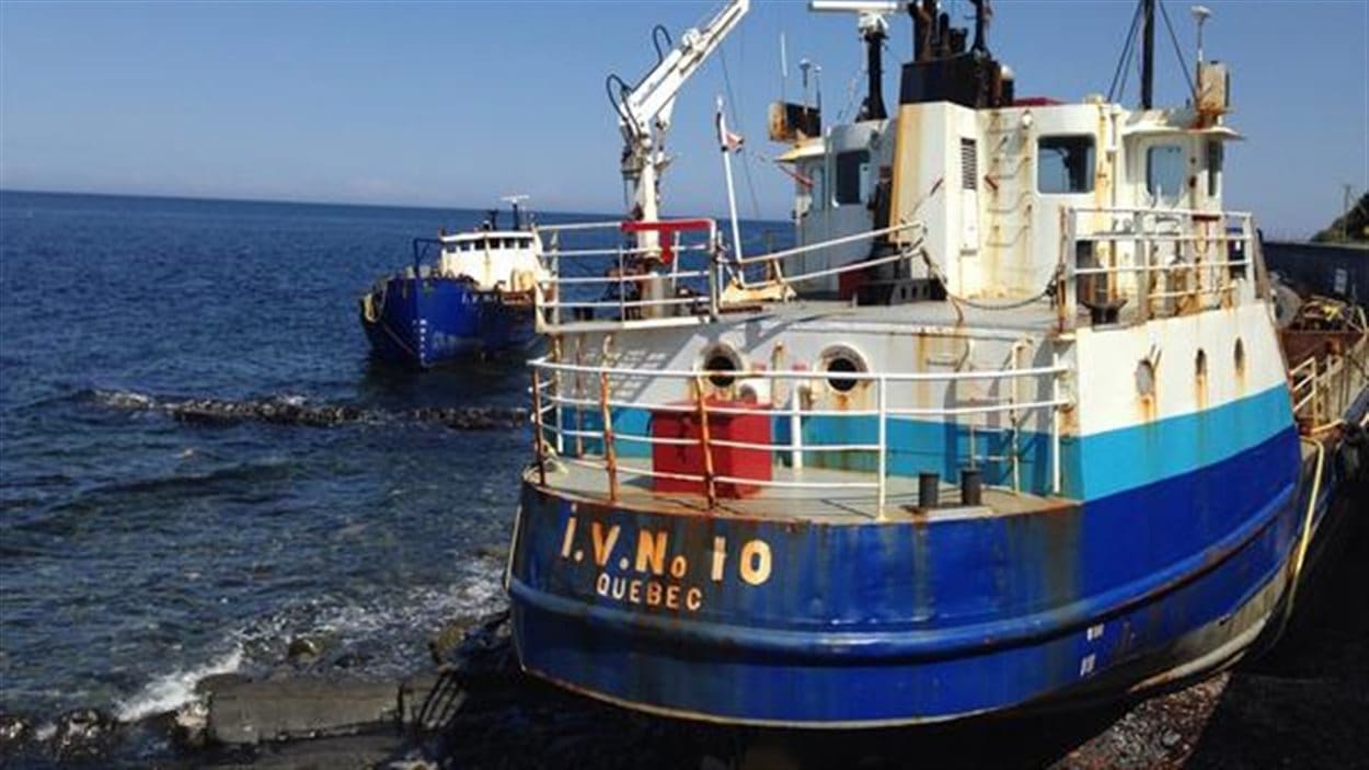 Gros-Morne : le Groupe Océan démantèlera ses deux barges | Radio-Canada