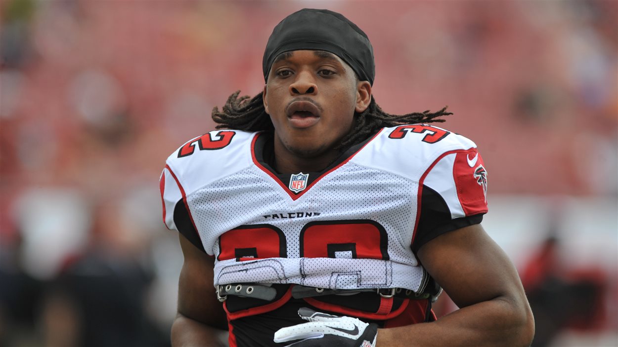 James Rodgers se joint à l'équipe de réserve | Radio-Canada