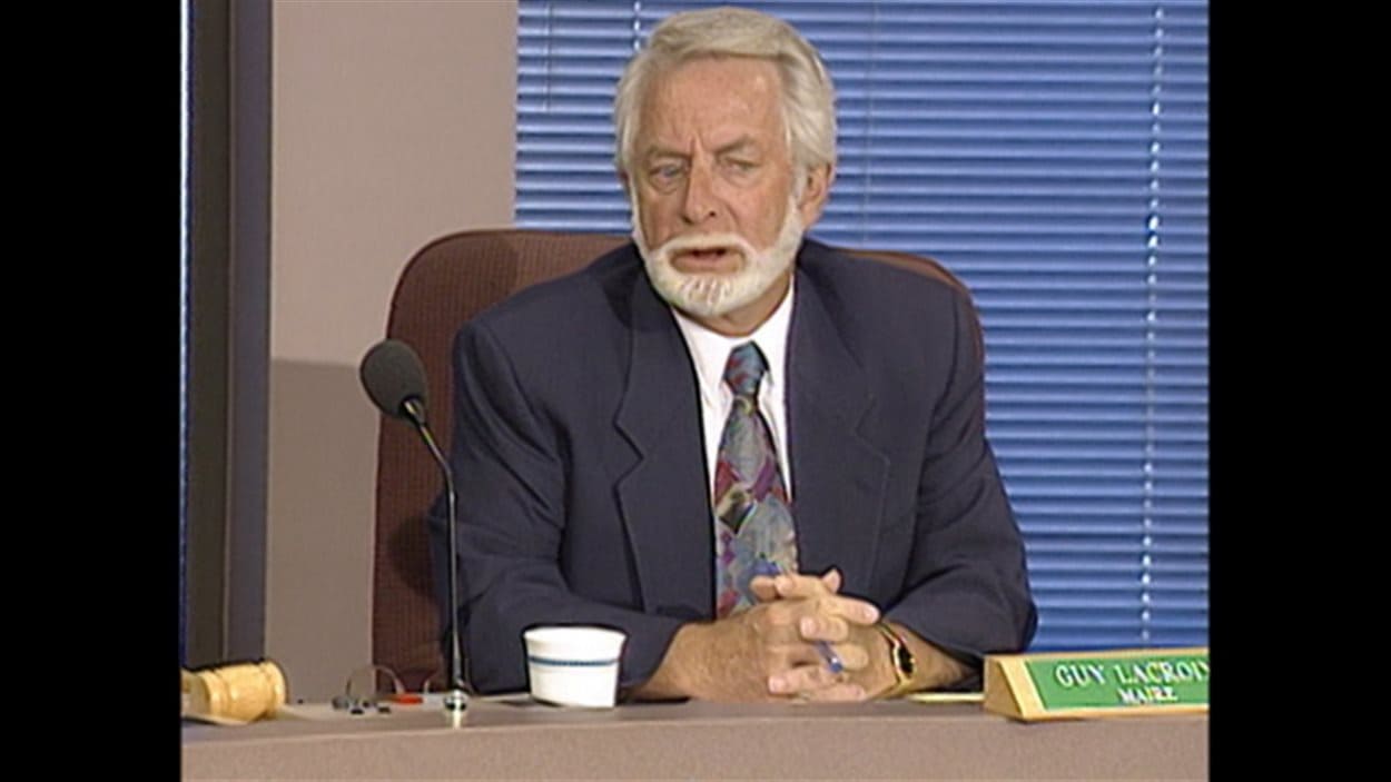L'ex-maire de Gatineau Guy Lacroix est mort | Radio-Canada.ca