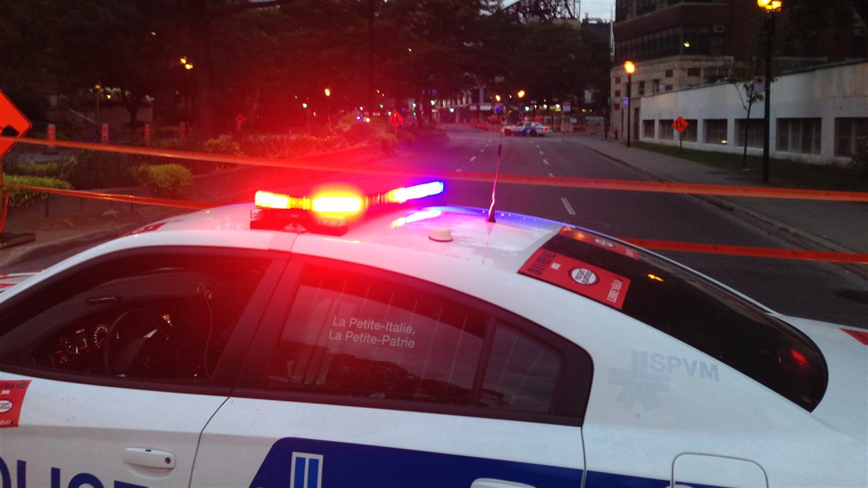 Un colis suspect au centre-ville de Montréal | Radio-Canada