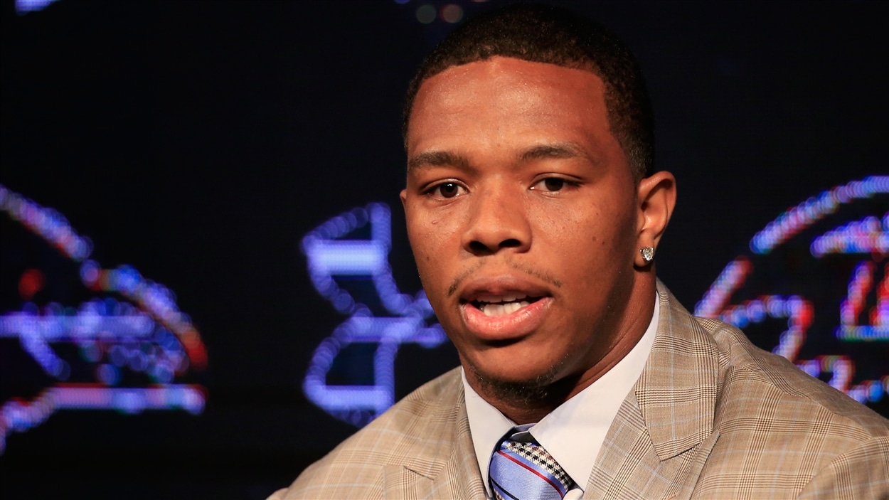 La NFL aurait vu la vidéo de Ray Rice depuis longtemps | Radio-Canada