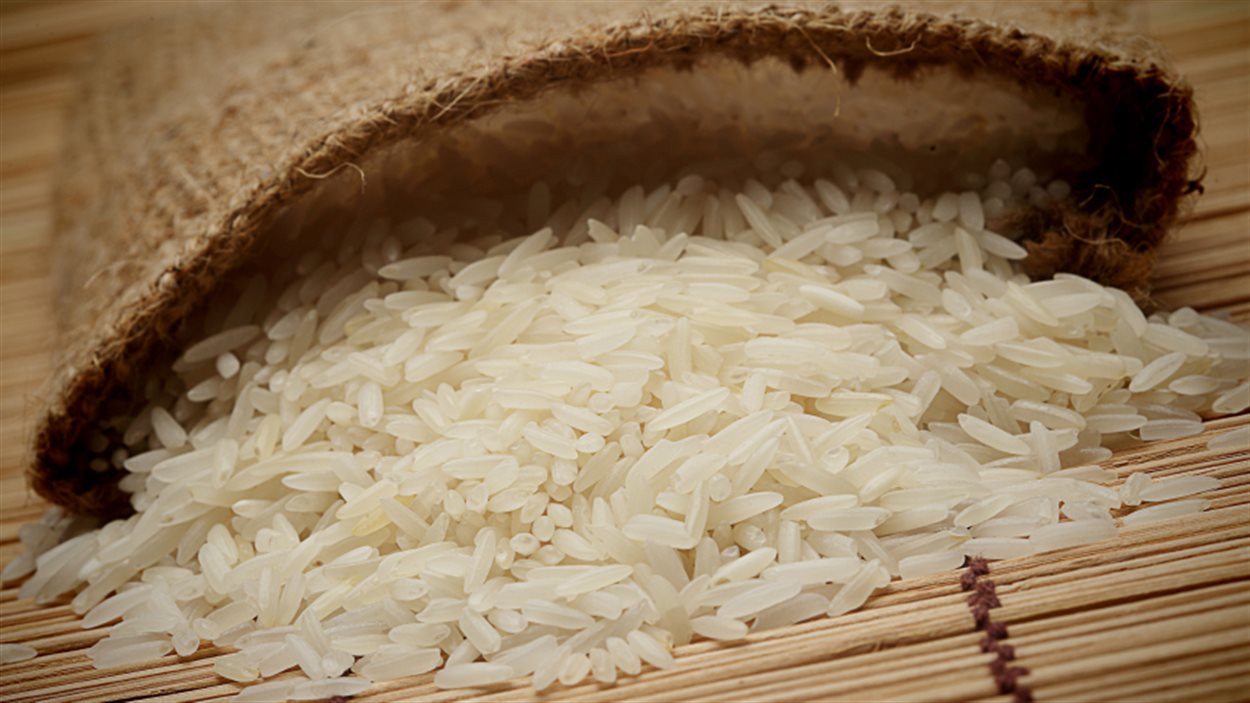 En Inde, le Rice Bucket remplace l'Ice Bucket | Radio-Canada