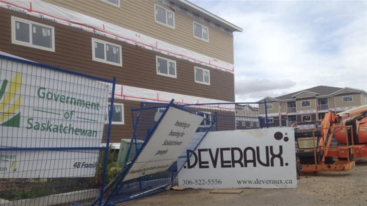 Devereaux rejette les accusations de favoritisme du NPD | Radio-Canada