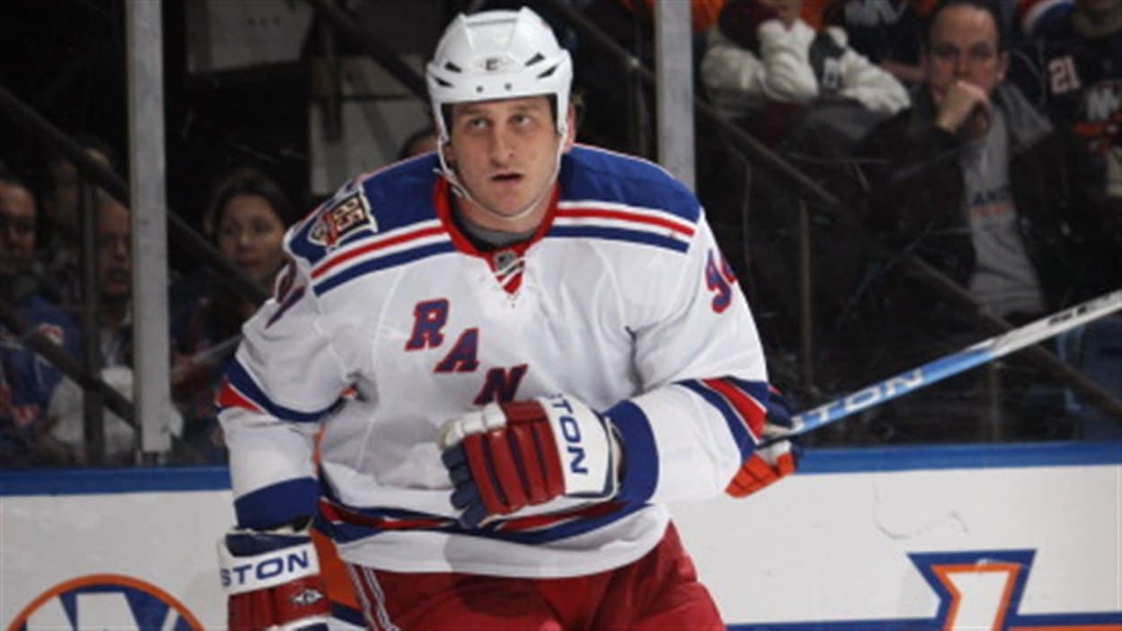 Des arrestations en lien avec la mort de Derek Boogaard | Radio-Canada