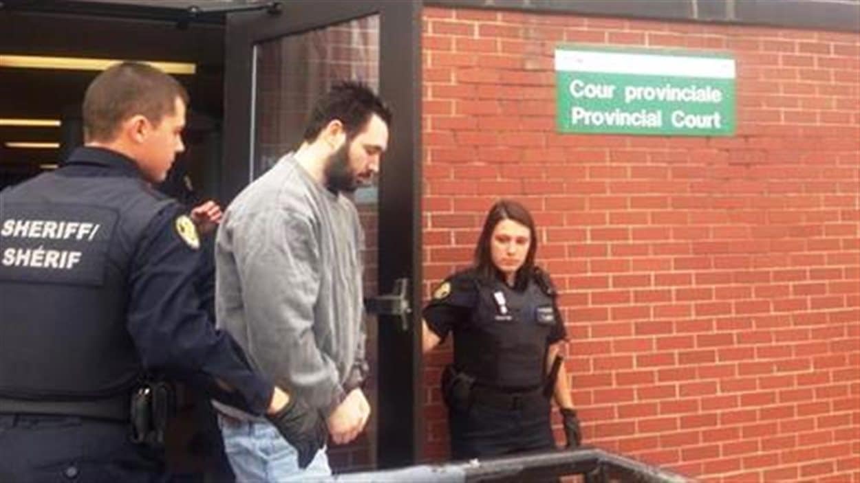 Chauffeur poignardé : six ans de prison pour Ryan Hickey | Radio-Canada