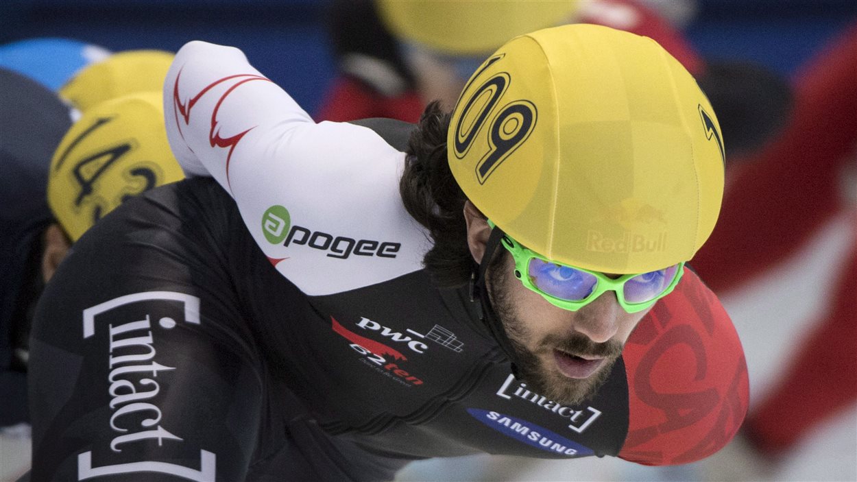 Hamelin ajoute deux médailles à sa collection | Radio-Canada