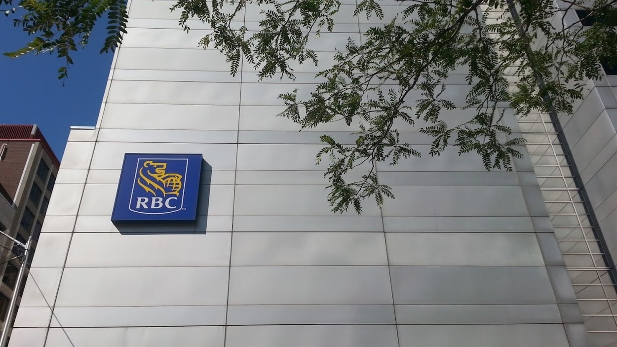 Un bénéfice net de 2,46 milliards de dollars à la Banque Royale | Radio ...