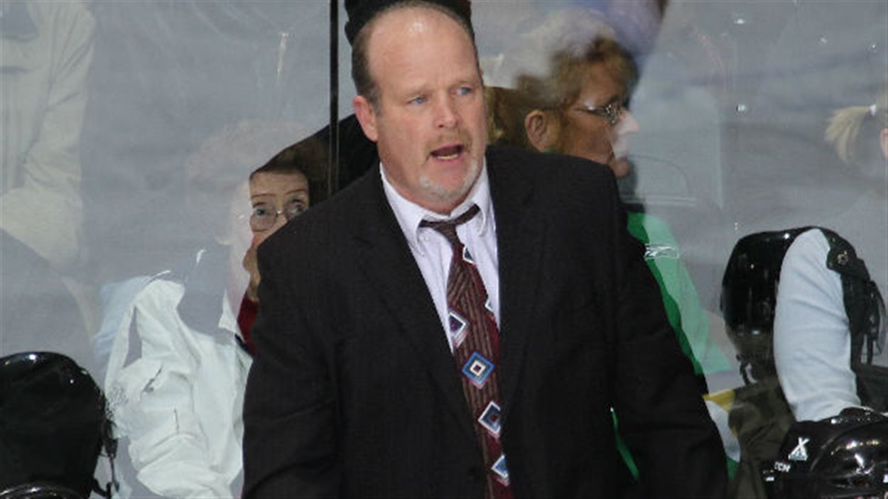 Mark Hunter se joint aux Maple Leafs de Toronto | Radio-Canada