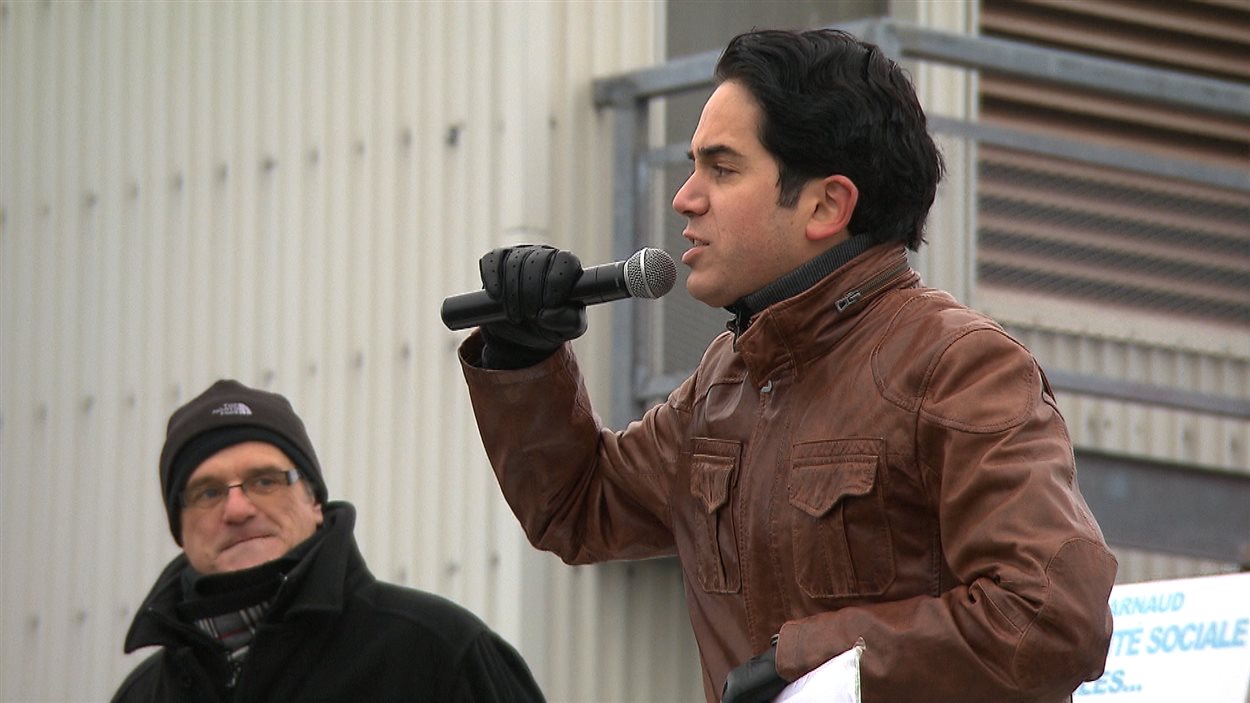 Mine Arnaud : près de 1000 marcheurs pour un référendum | Radio-Canada