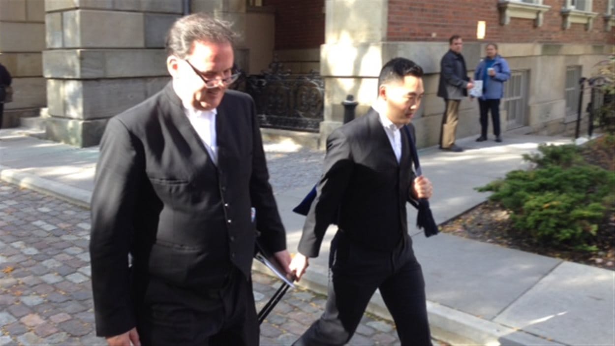 Demi-victoire pour Laurie Massicotte contre Russell Williams | Radio-Canada