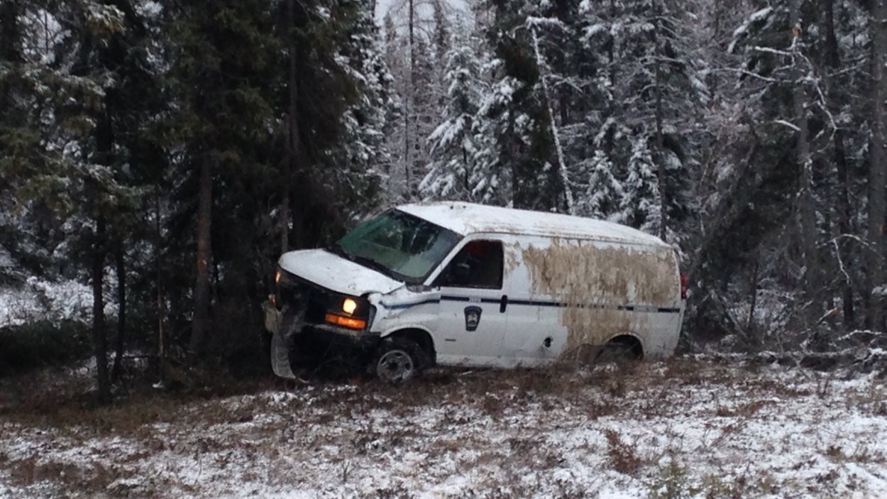 1 mort et 6 blessés dans un accident de fourgon cellulaire à Le Pas ...