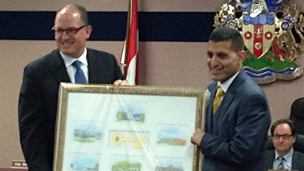 Windsor : Le maire Eddie Francis tire sa révérence | Radio-Canada