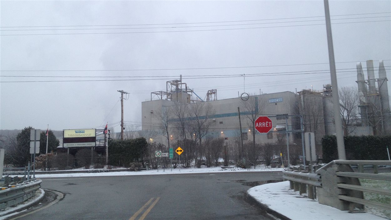 Grève à l'usine Tembec de Témiscaming | Radio-Canada