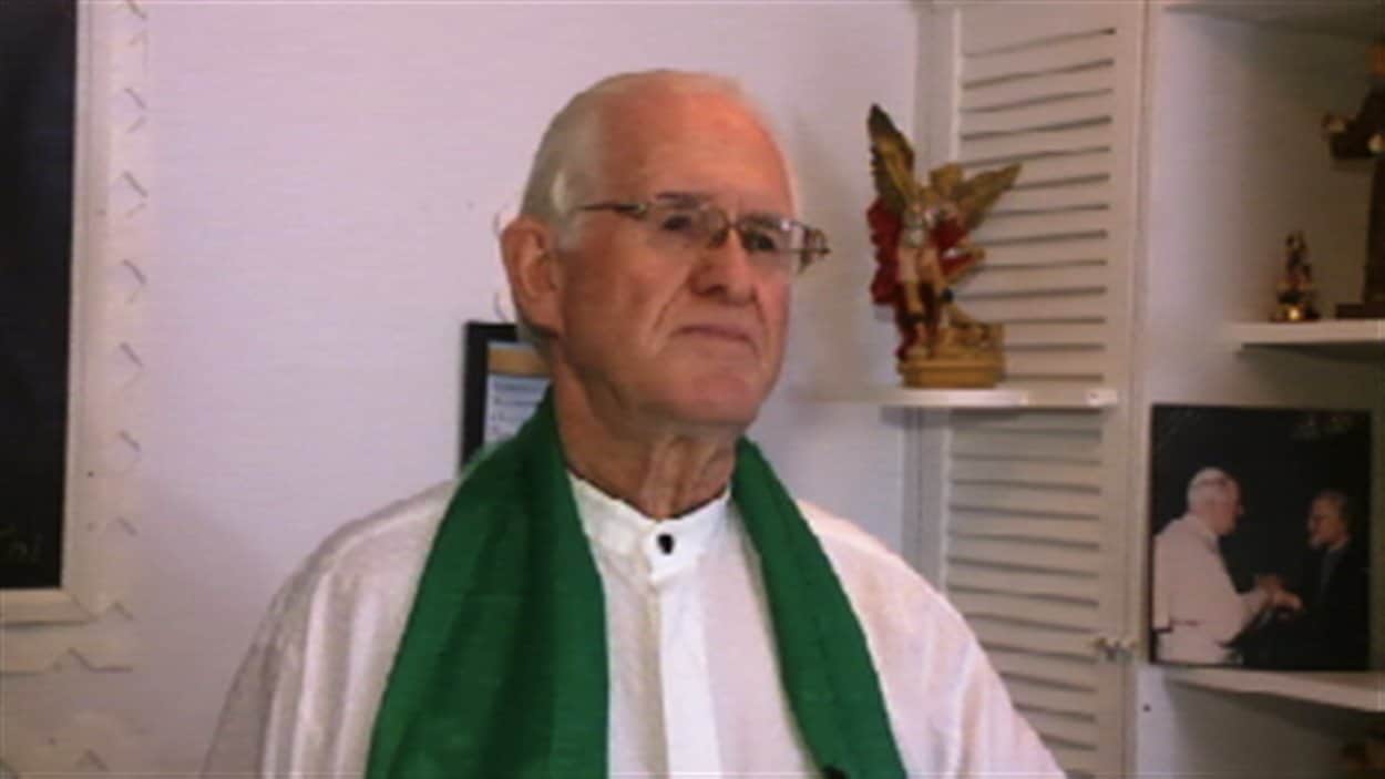 Un prêtre du Nouveau-Brunswick se donne une mission en Équateur | Radio ...