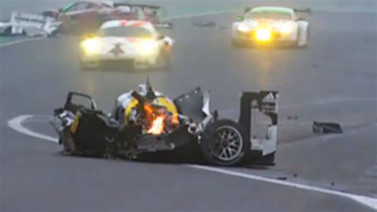 Mark Webber victime d'un accident à haute vitesse à Sao Paulo | Radio ...