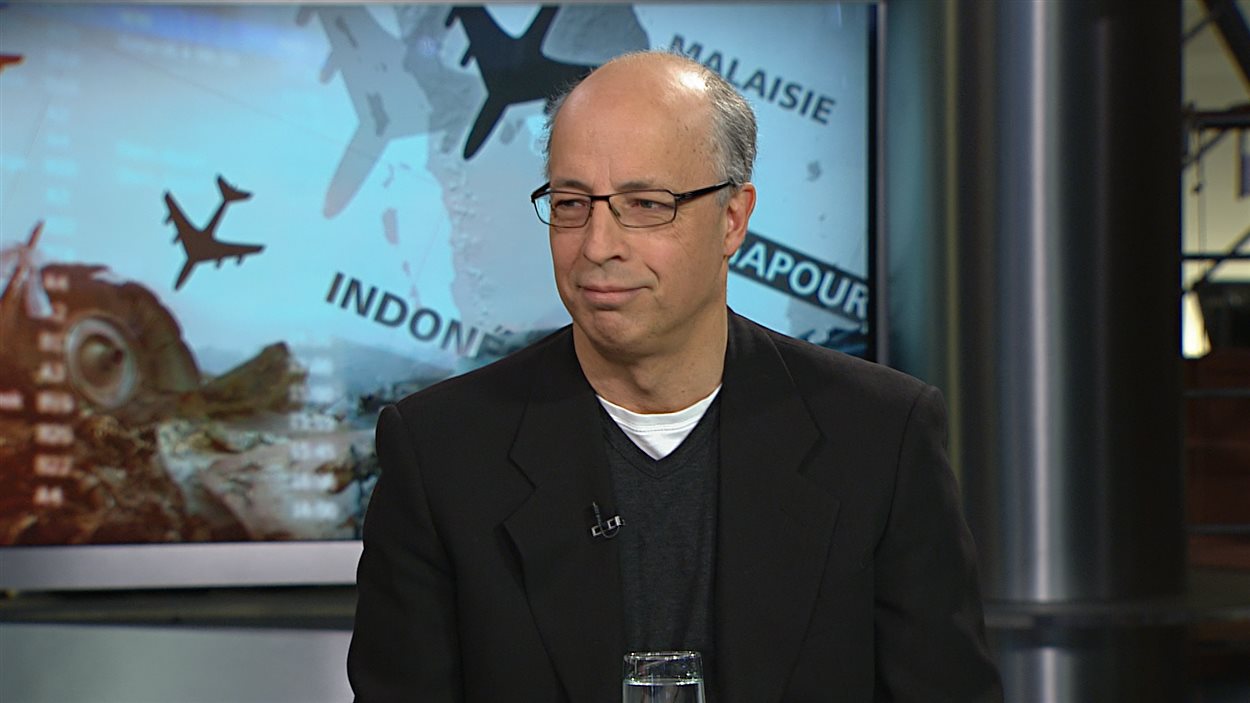 Un troisième avion fait un atterrissage d’urgence au Canada | Radio-Canada