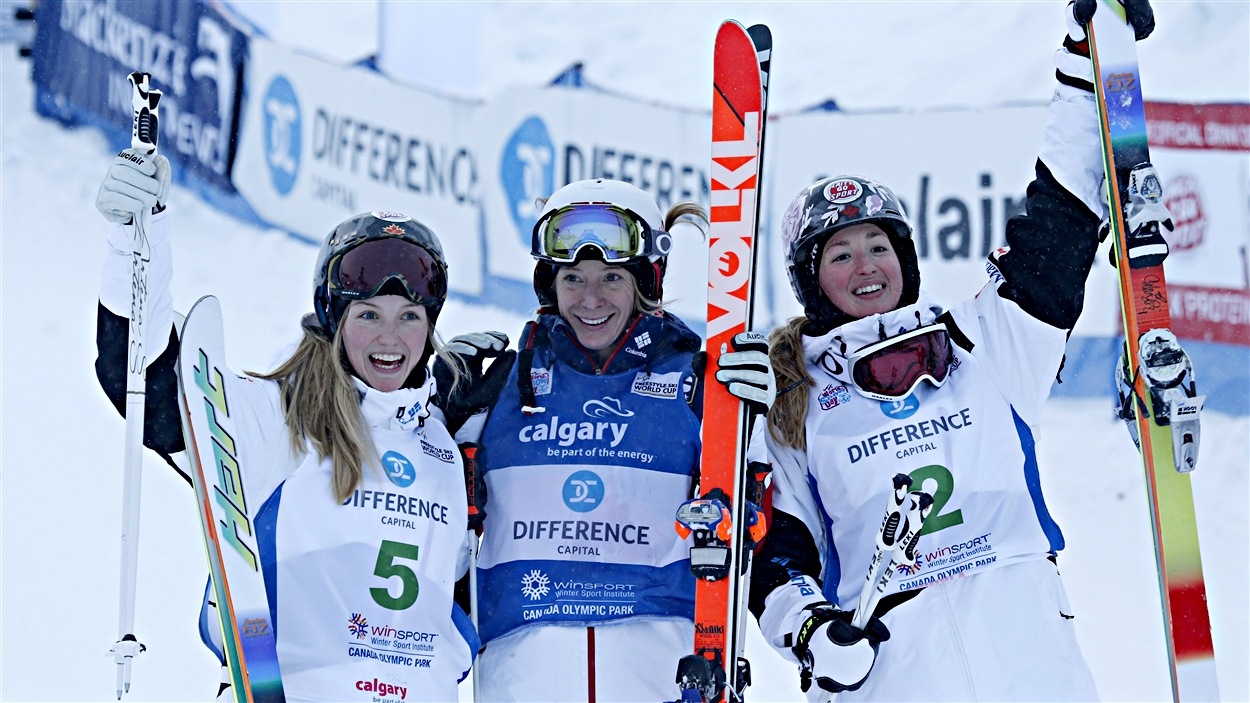 Chloé et Justine Dufour-Lapointe, 2e et 3e à Calgary | Radio-Canada