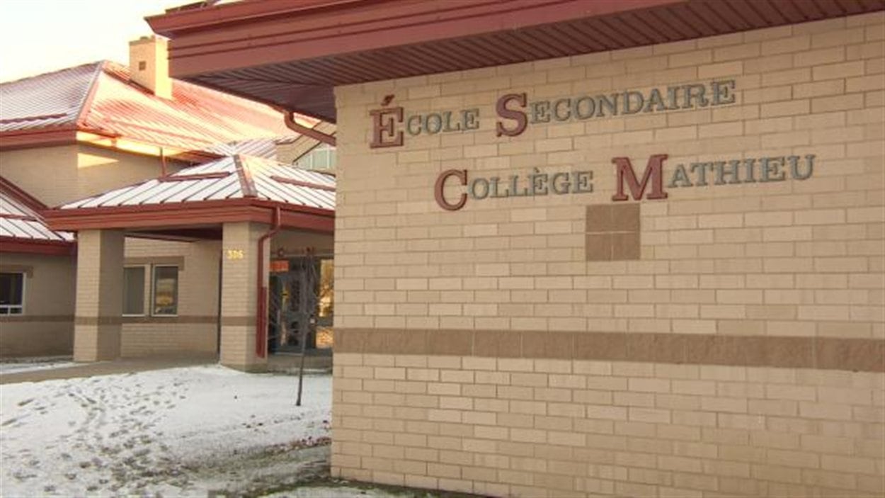 Activités variées en français à l’École secondaire Collège Mathieu ...