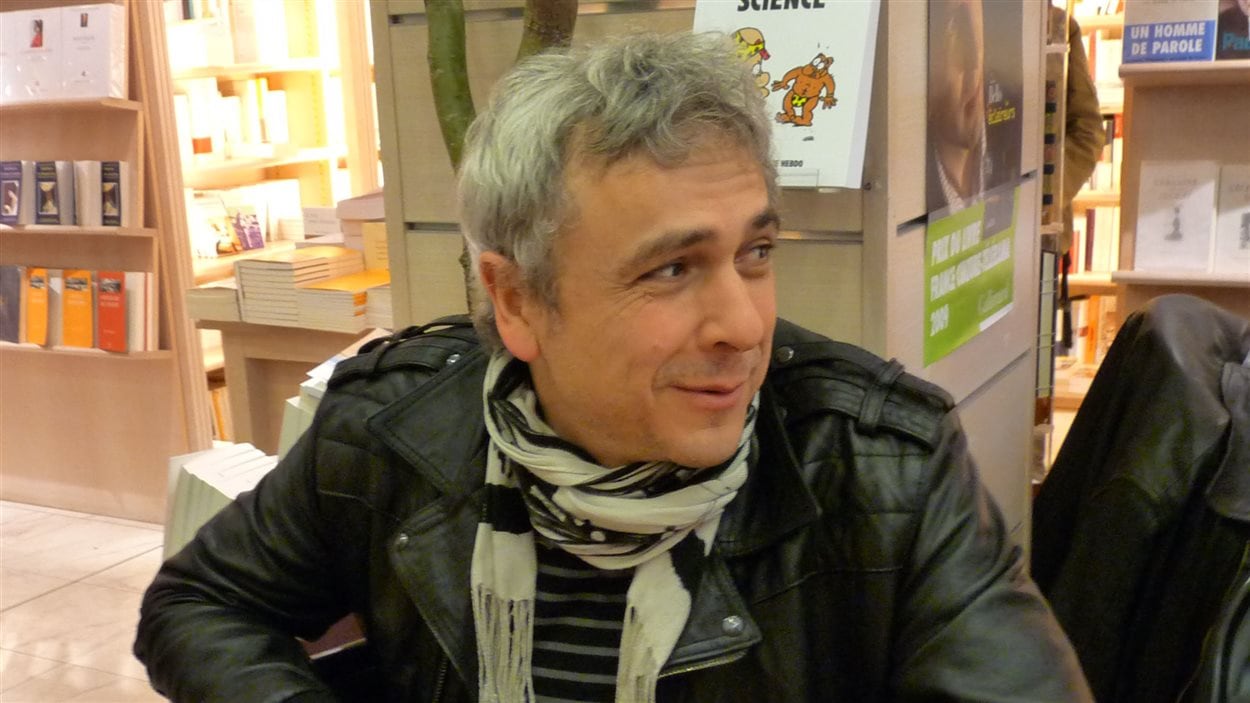 Un chroniqueur de Charlie Hebdo vivant parce qu’il assistait à des ...