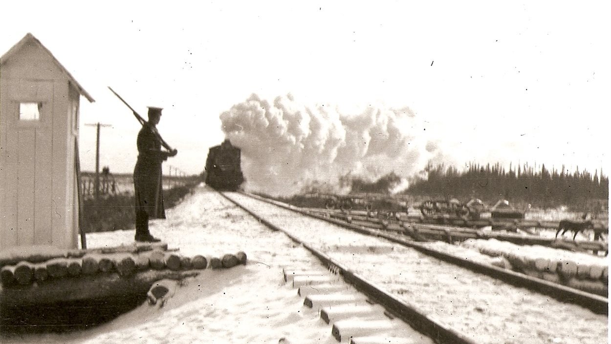 Il y a 100 ans, les premiers prisonniers arrivaient au camp d ...