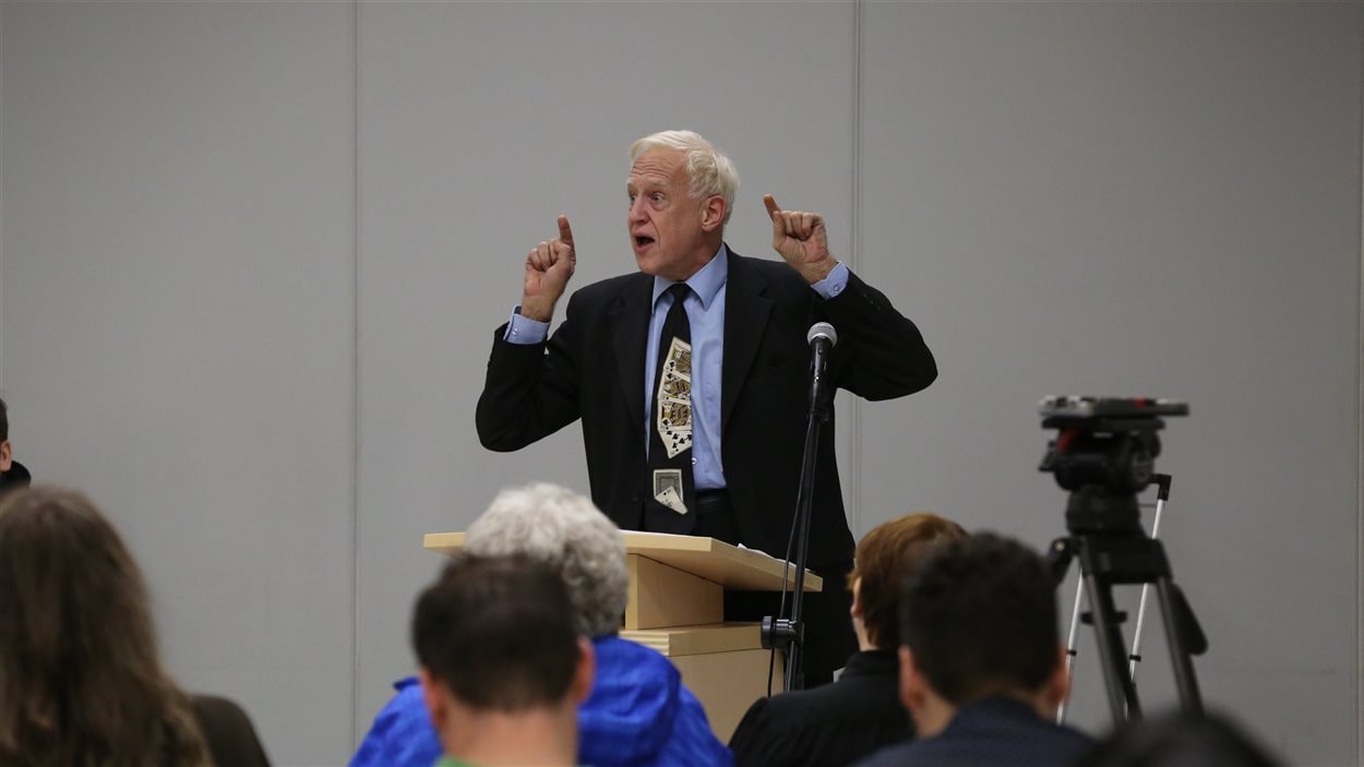 Élection partielle à Sudbury : premier débat entre sept candidats ...