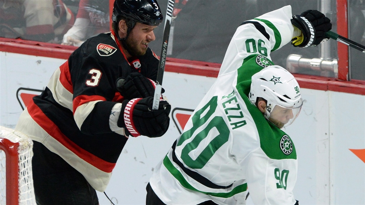 Les Stars offrent un gain à Spezza à son retour à Ottawa | Radio-Canada