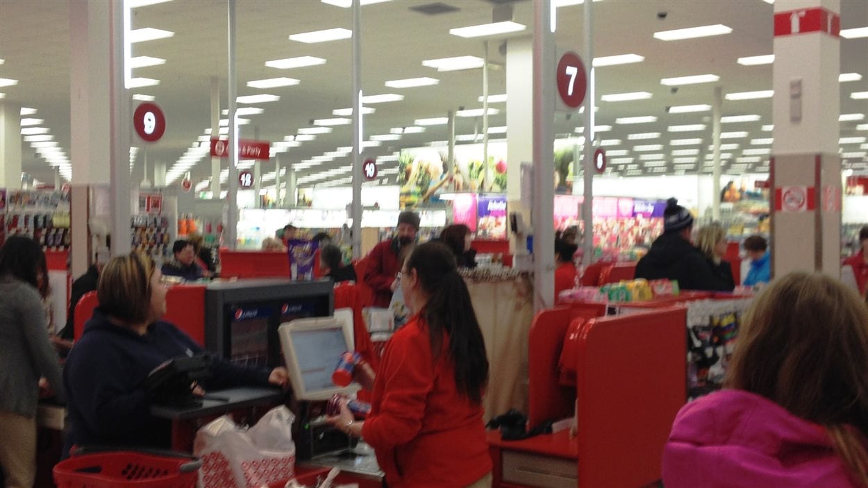 Ruée vers les magasins Target dans les Maritimes | Radio-Canada