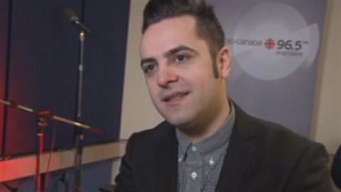Dumas présente son nouvel album | Radio-Canada