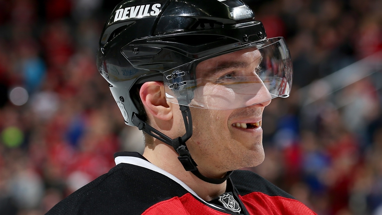 Cammalleri s'illustre, les Devils l'emportent 3-2 face aux Canucks ...