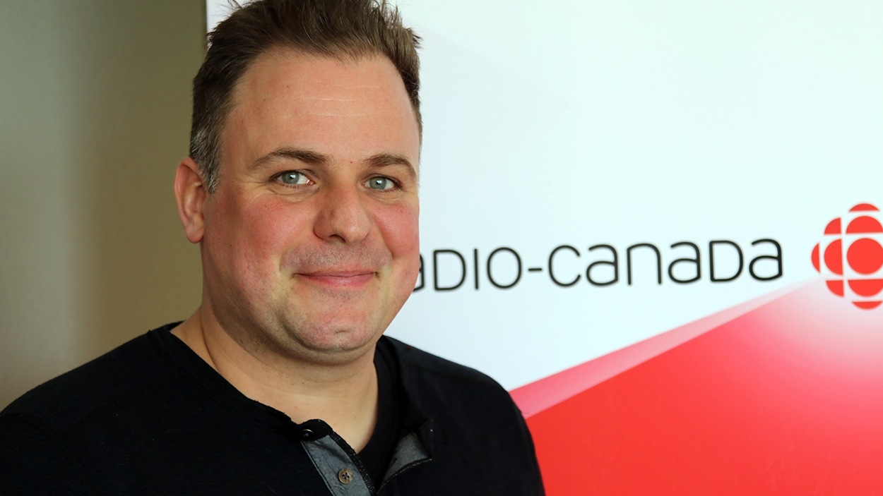 Stéphane Bellavance à la barre de l'émission estivale d'ICI Radio ...