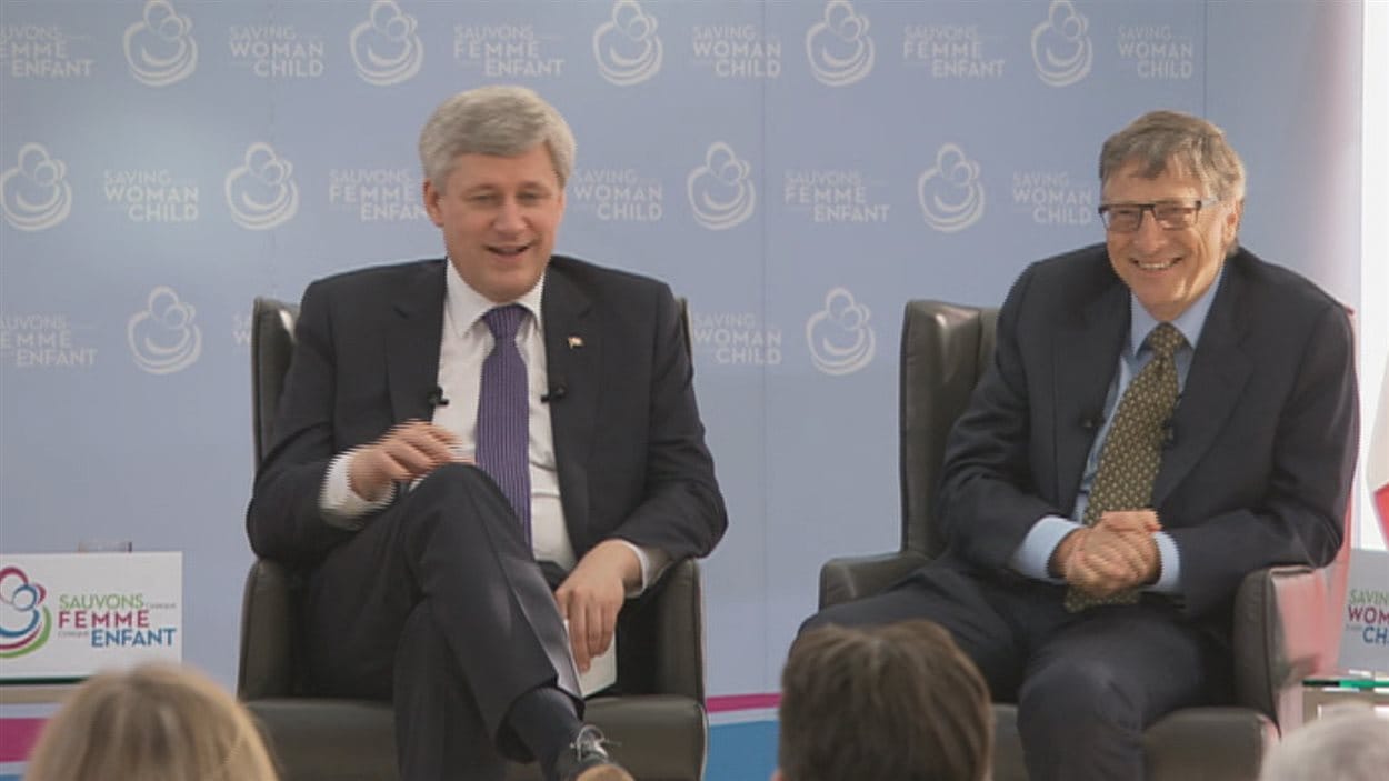 Stephen Harper discute du pont de Québec avec Bill Gates | Radio-Canada
