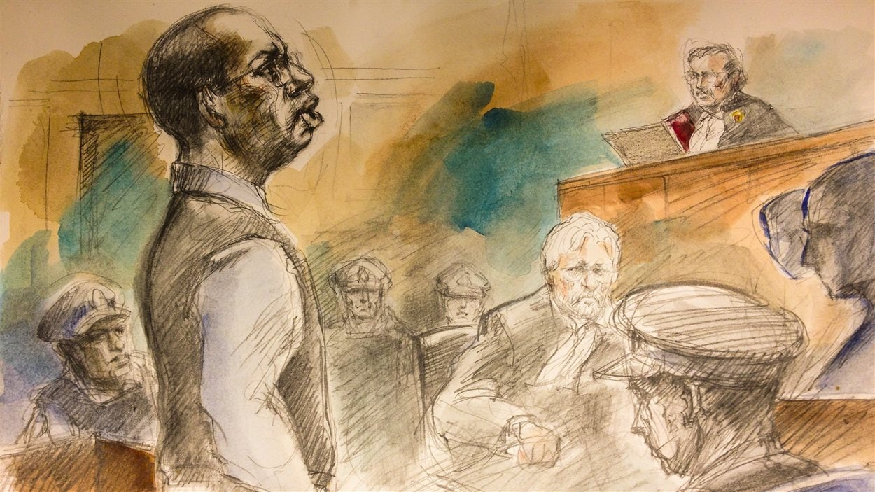 Mark Garfield Moore accusé de 4 meurtres est expulsé de son procès ...