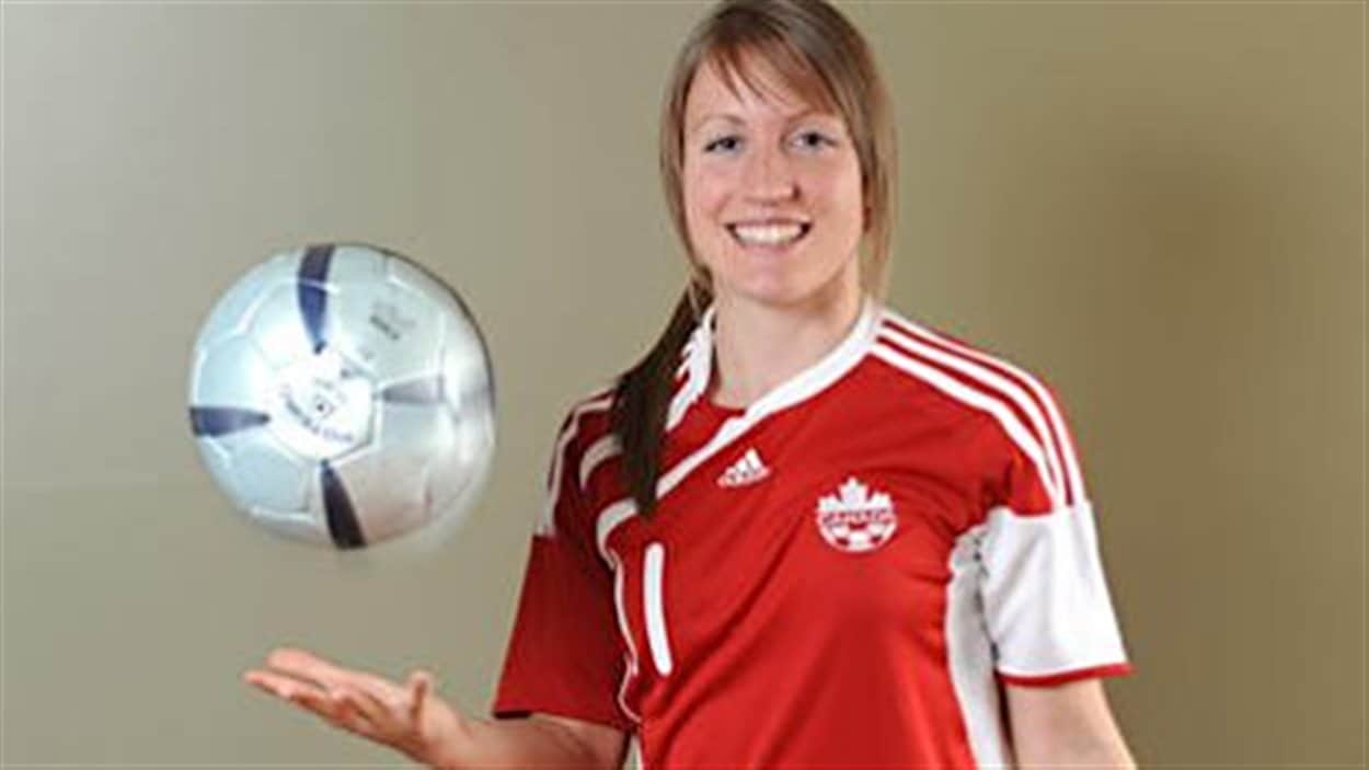 La Coaticookoise Josée Bélanger défendra les couleurs du Canada à la ...