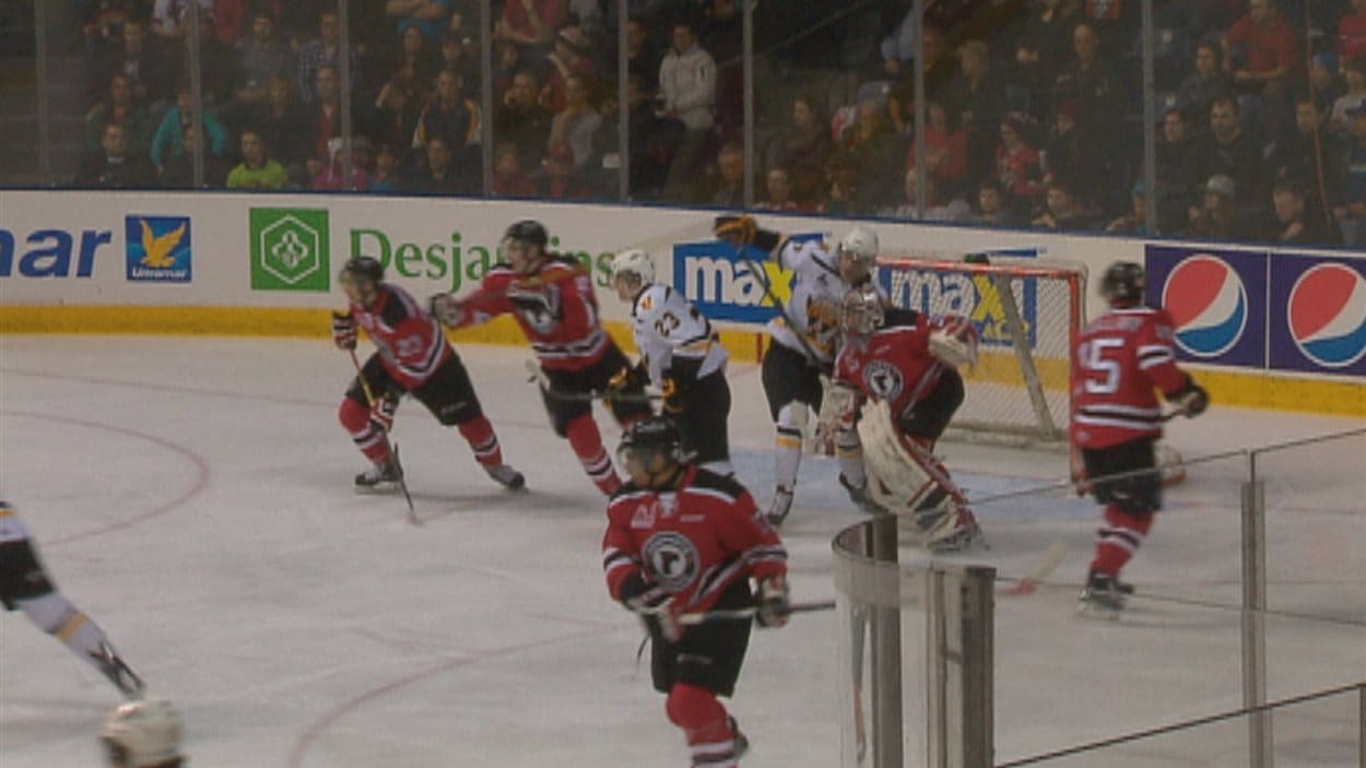 Séries dans la LHJMQ : les Remparts rebondissent contre Cap-Breton ...